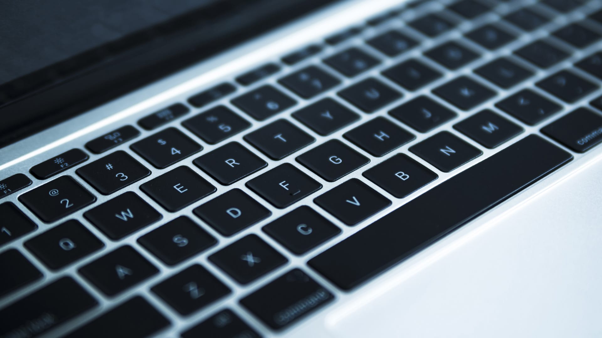 O que é teclado QWERTY? - VC-X Solutions